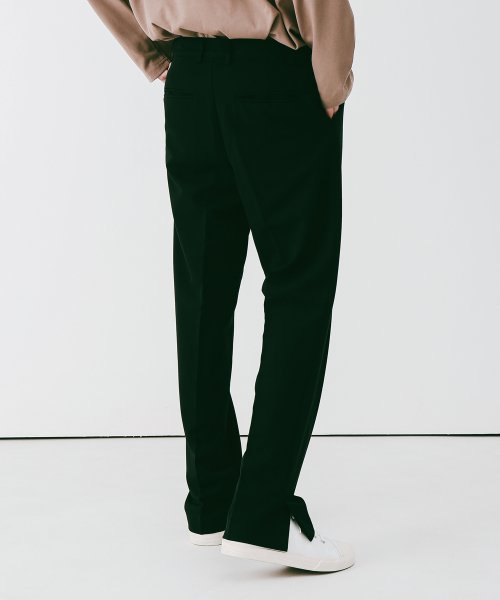 MUSINSA | ESN SIDE SLIT SEMI-WIDE SLACKS BLACK