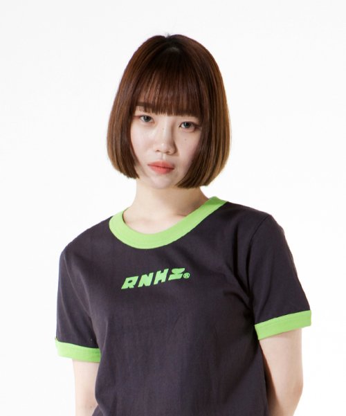 MUSINSA | RUNNING HIGH Anime Lettering Ringerty [Charcoal]