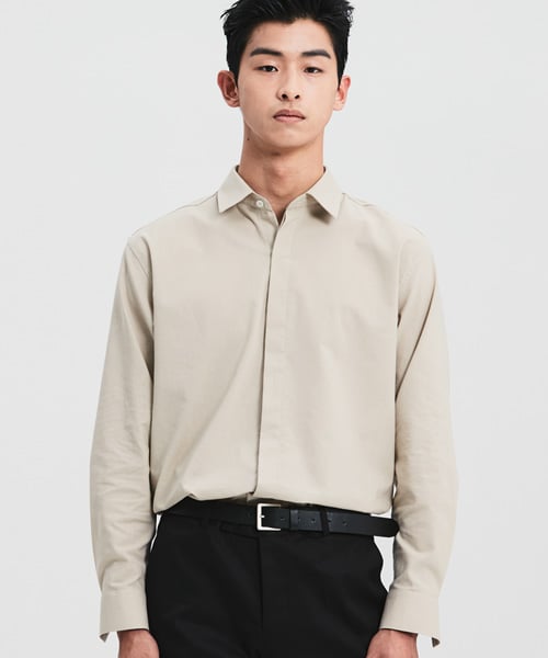 MUSINSA | LEIRE Minimal Hidden Button Linen Shirt [Beige]