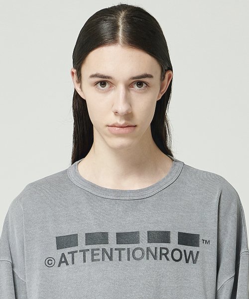 MUSINSA | ATTENTIONROW 21S6N038 FULL LOGO PRINT OVERSIZED LONG SLEEVE T-SHIRT (DARK GRAY)
