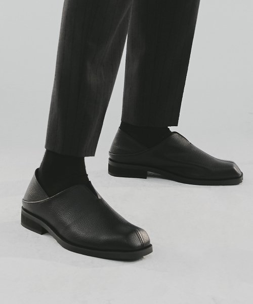 MUSINSA | WE THE ROAD WTRD2205 Miller Square Toe Chinese Loafer Black ...