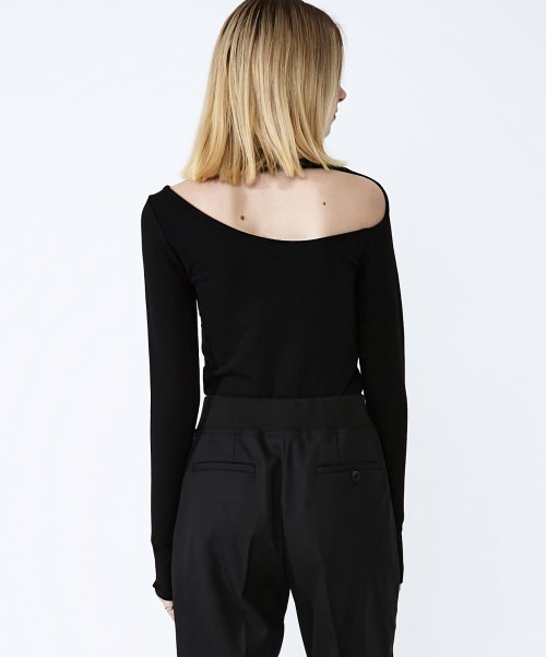 MUSINSA | EAN JO BACK UNBALANCED CUT-OUT T-SHIRT (BLACK)