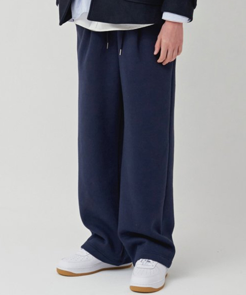 MUSINSA | GLW (WINTER FABRIC) SINGLE PLEATED WIDE SWEATPANTS NAVY