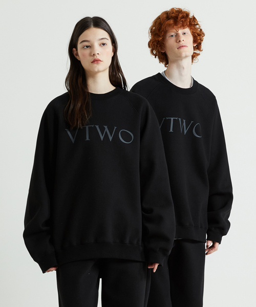 MUSINSA | VTWO OVERSIZED LOGO PRINT SWEATSHIRT_BLACK