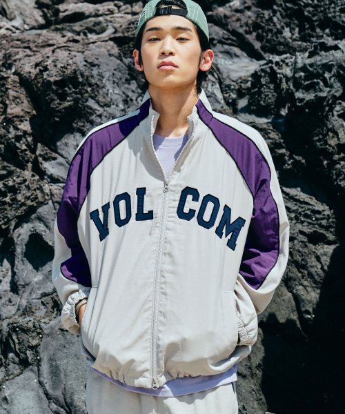 볼컴(VOLCOM) 레트로 유니버시티 배색 점퍼(3 COLOR) - 사이즈 & 후기 | 무신사