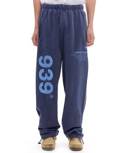 MUSINSA | ARCHIVE BOLD 939 LOGO DYED SWEAT PANTS (BLUE)
