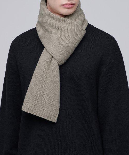 MUSINSA | MUSINSA STANDARD Plain Knit Muffler [Grayish Beige]