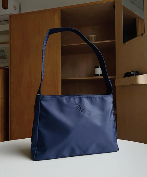 무쿠앤에보니(MUCU AND EBONY) Comfy Bag 컴피백 네이비 - 사이즈 & 후기 | 무신사