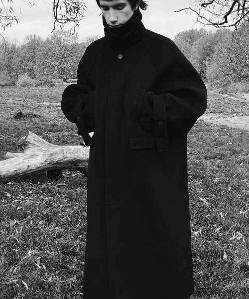 다로(DARO) PYTHON Balmacaan Coat in Black - 사이즈 & 후기 | 무신사