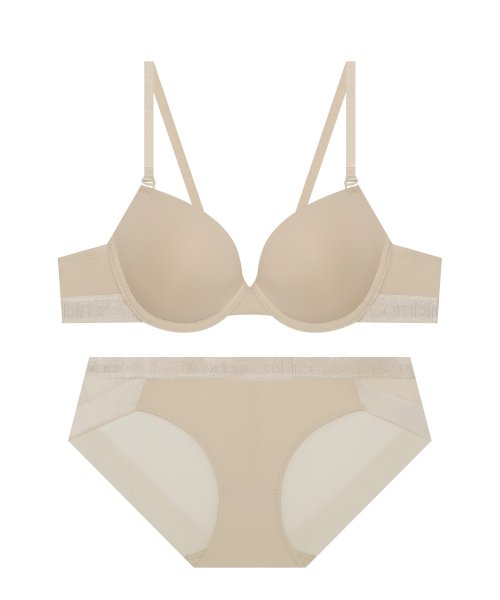 MUSINSA | CODESCOMBINE INNERWEAR Basic fusing logo outband bra and panties set_skin