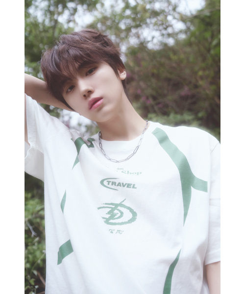 MUSINSA | TRAVEL Logo Lineup Pigment Short Sleeve Tee Cream