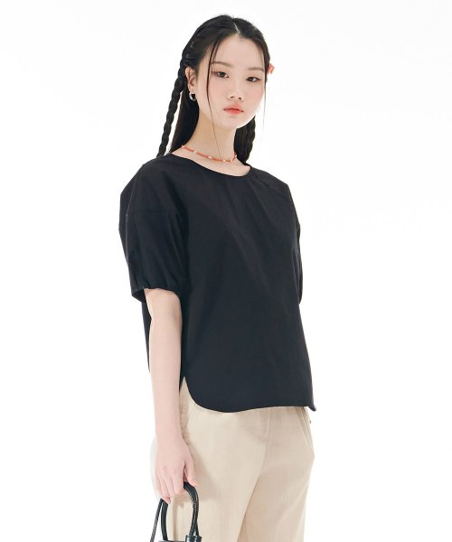 MUSINSA | CHASECULT Women's back open 5-quarter blouse-CBRG5572D03