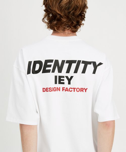 MUSINSA | IEY DESIGN FACTORY BACK LOGO T-SHIRT WHIte