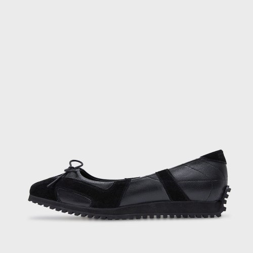 MUSINSA | NEGATIVE THREE Rila Ribbon Flat Sneakers BLACK