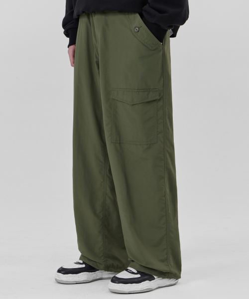 MUSINSA | GLW [Summer Fabric] Nylon Pocket Suspender Pants Khaki