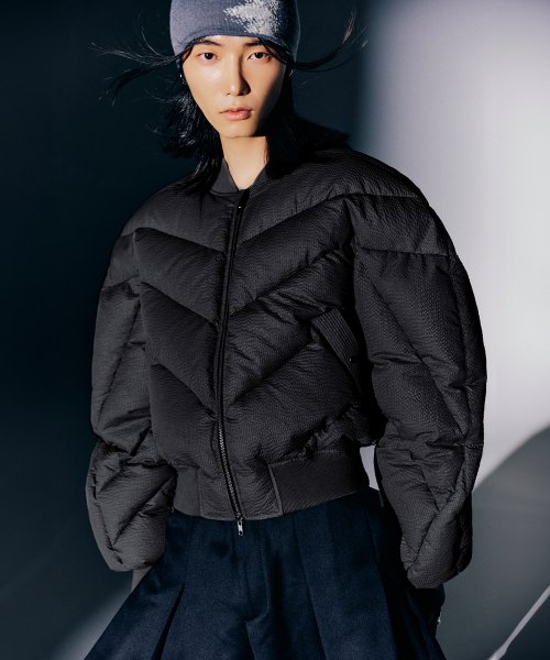 MUSINSA | LMOOD Helium Crop Down Puffer Black