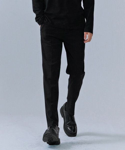 MUSINSA | CHASECULT Men's Tapered Side Banding Slacks-CERK2211B03