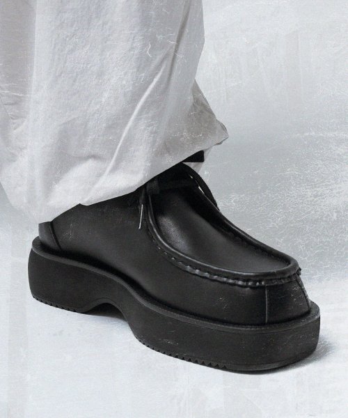 MUSINSA | WE THE ROAD WTRD1602 Mars Volume Squareto 2-Hole Wallaby ...