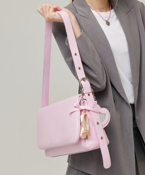 MUSINSA | VVV Heart mirror padded shoulder cross bag _ pink