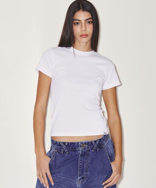 Fitted tee store