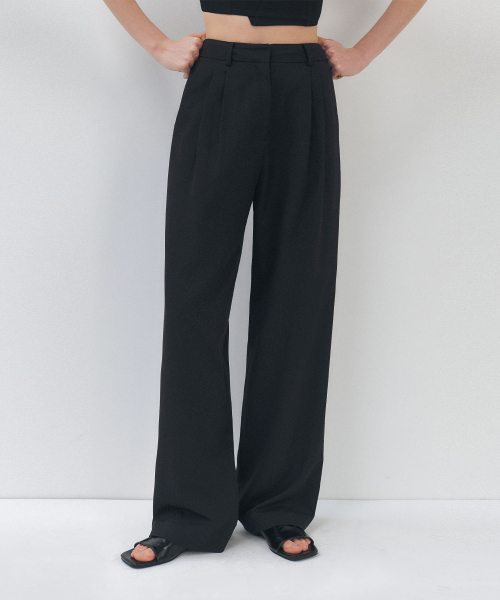 MUSINSA | CITYBREEZE WOMAN Basic Two Tuck Wide Slacks_BLACK