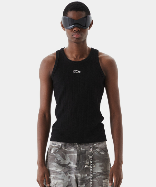 디앤에스알(DNSR) 메탈 로고 슬리브리스 블랙 - 사이즈 & 후기 | 무신사