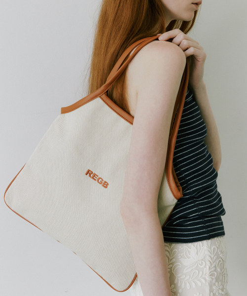알이지비(REGB) CP3. PLAIN WEAVE TOTE BAG BROWN - 사이즈 & 후기 | 무신사