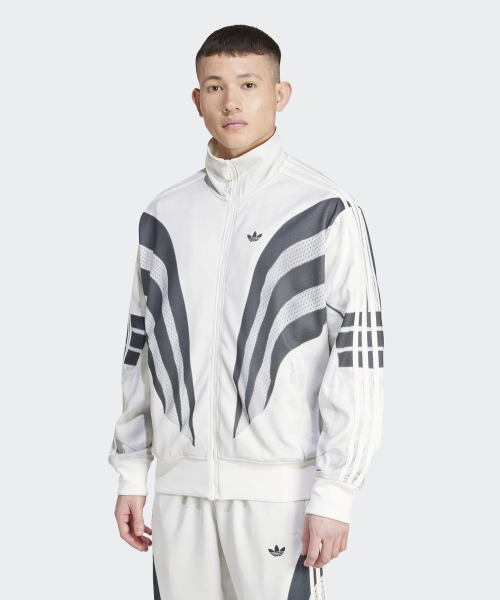 'Q3 프린트 트랙탑 - 화이트 / IZ1640' 최저가 검색, 최저가 141,990원 - 할인 알림