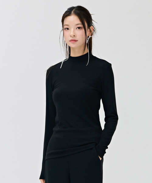 MUSINSA | CHASECULT Women's Basic Half Neck T-Shirt - Black