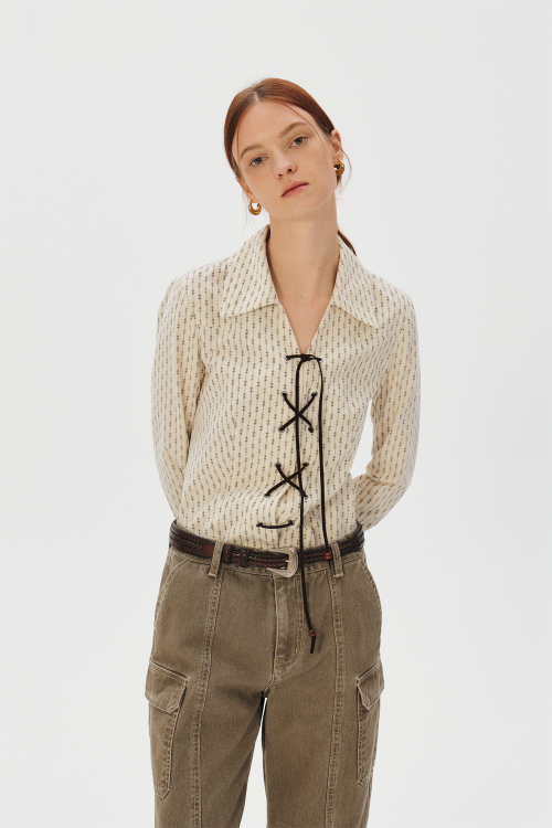 MUSINSA公式 | KUMÉ Patterned corduroy string blouse, Ivory