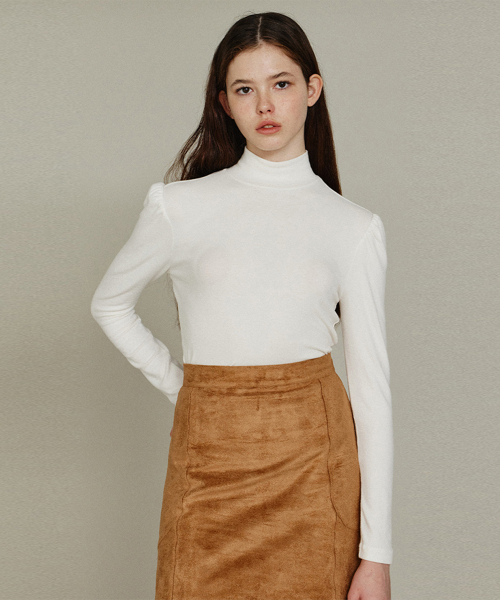 MUSINSA | ITOV SEOUL Shirring High Neck Top WH