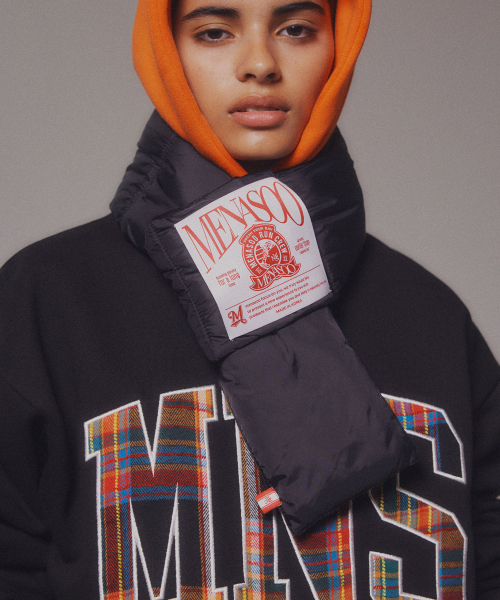 MUSINSA | MENASOO Padding Muffler_Black