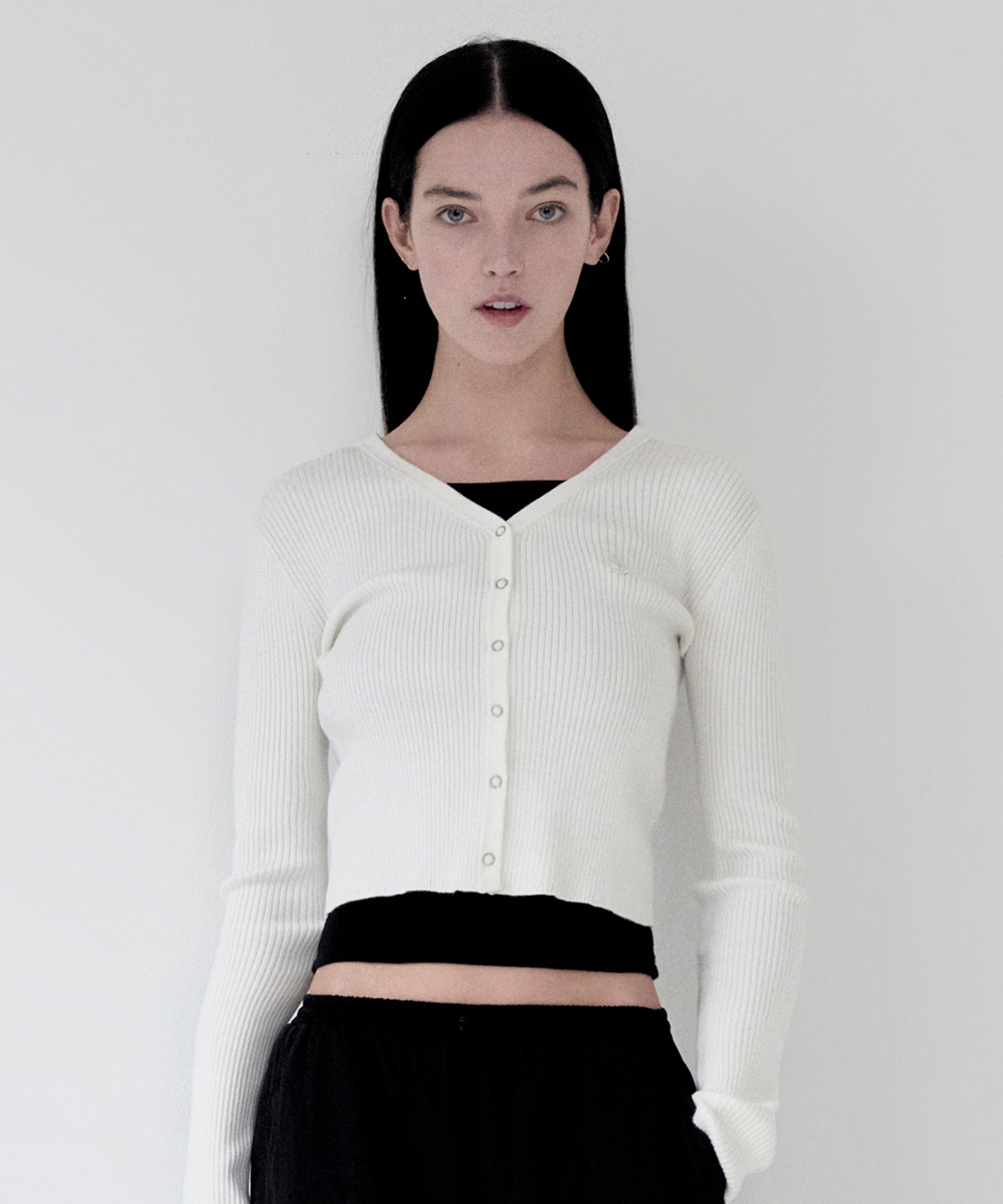 Kirsh Plain V領修身開襟衫 (白色) (Creatrip)