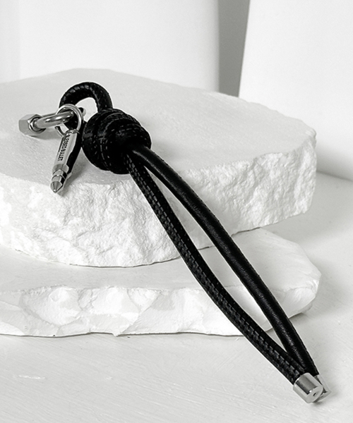 MUSINSA | BLESSED BULLET ss-volume leather rope key ring-black