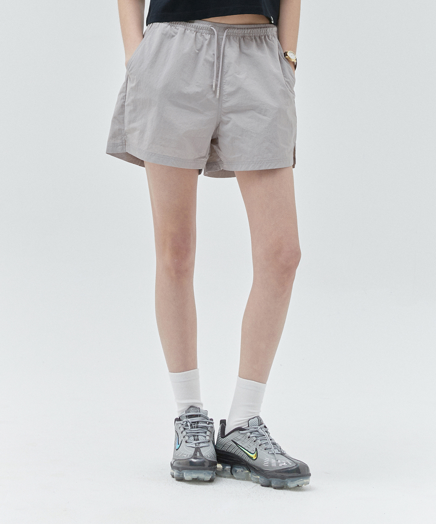 Kirsh 超輕量五分短褲（灰色） (Creatrip)