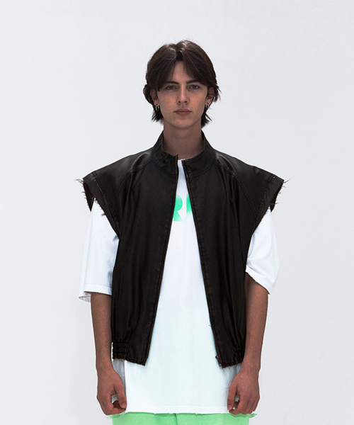 에르에르(ERER) ERER Graffiti Leather Vest Brown - 사이즈 & 후기 | 무신사