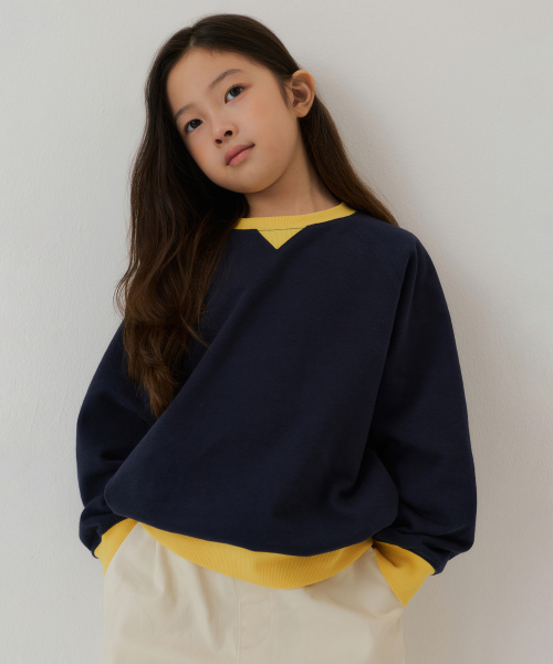 무신사 스탠다드 키즈(MUSINSA STANDARD KIDS) 오버사이즈 투 톤 스웨트셔츠 [네이비] - 사이즈 & 후기 | 무신사