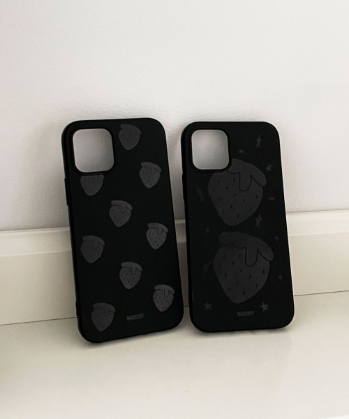 마찌(MAZZZZY) signature strawberry case (black) - 후기 | 무신사