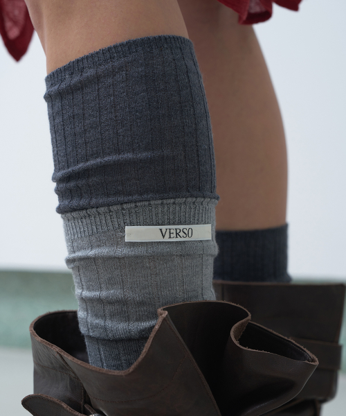베르소(VERSO) Silk Two-Tone Knee Socks - 사이즈 & 후기 | 무신사