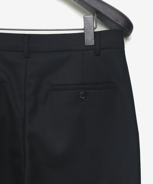 MUSINSA | NOIRER Wool One-Chin Relaxation Slacks (Black)