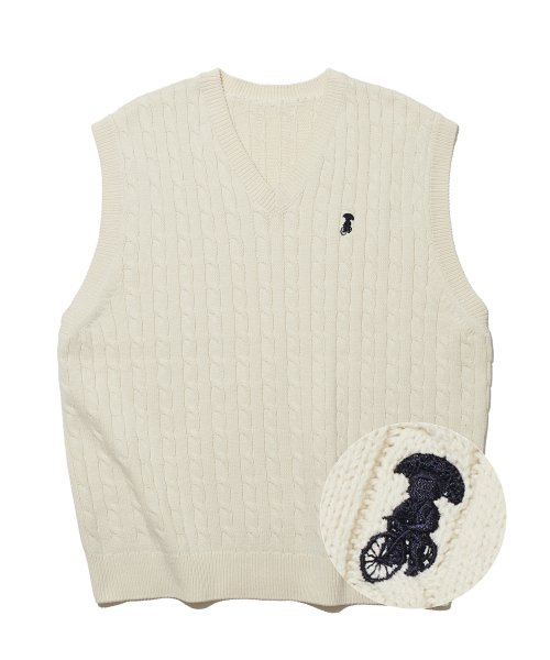 MUSINSA | TAKEASY SMALL RACCU CABLE KNIT VEST (IVORY)
