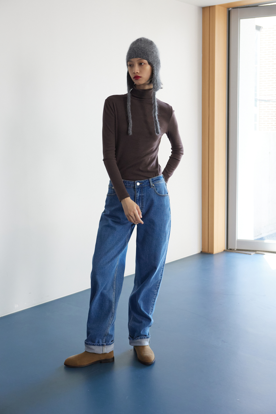 BASIC TURTLE NECK TOP BROWN - 감도 깊은 취향 셀렉트샵 29CM