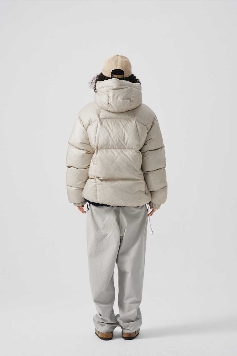 SNOW LION DOWN PARKA BEIGE - 감도 깊은 취향 셀렉트샵 29CM