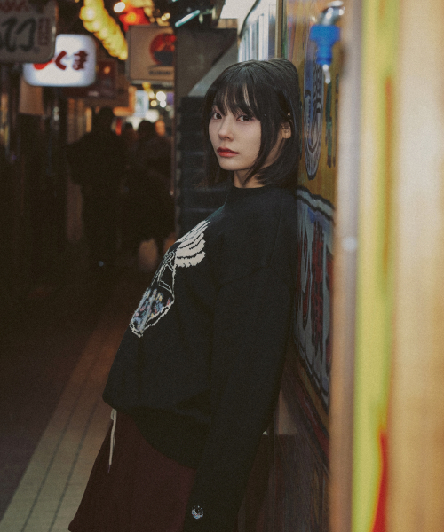 MUSINSA | KNITTED [NITTED X QWER DEMO] Let's Love Donut Round Knit BLACK