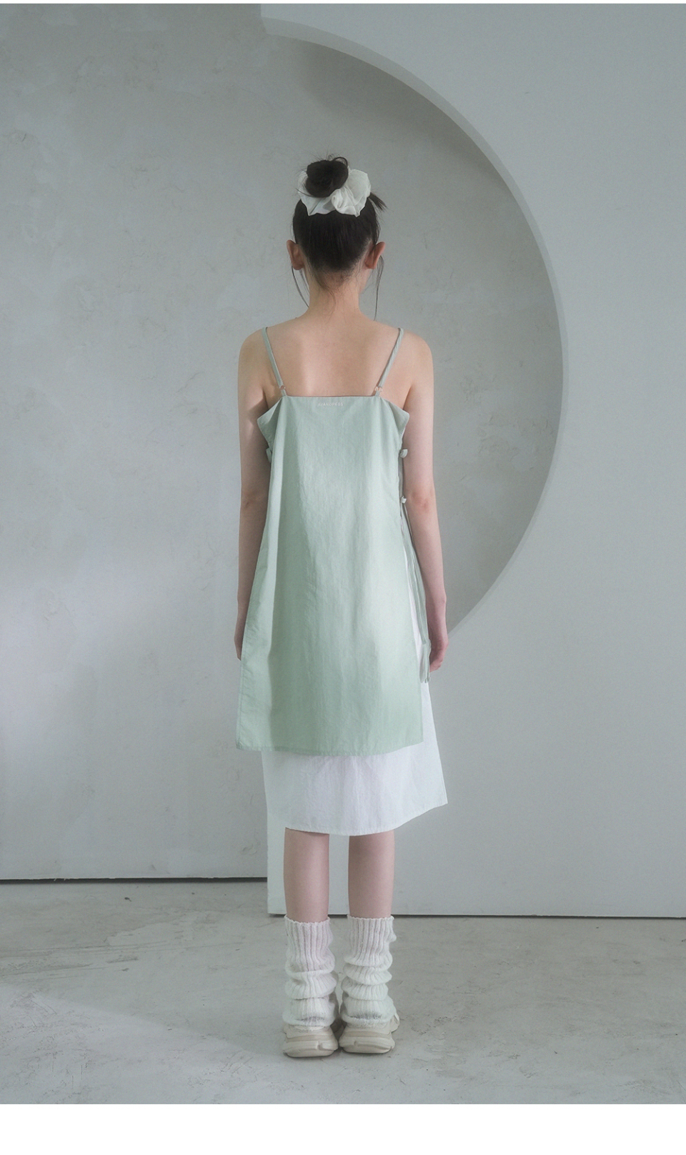 어반드레스(AVANDRESS) Apron Taslan Layered Dress - 3COL - 사이즈 & 후기 | 무신사