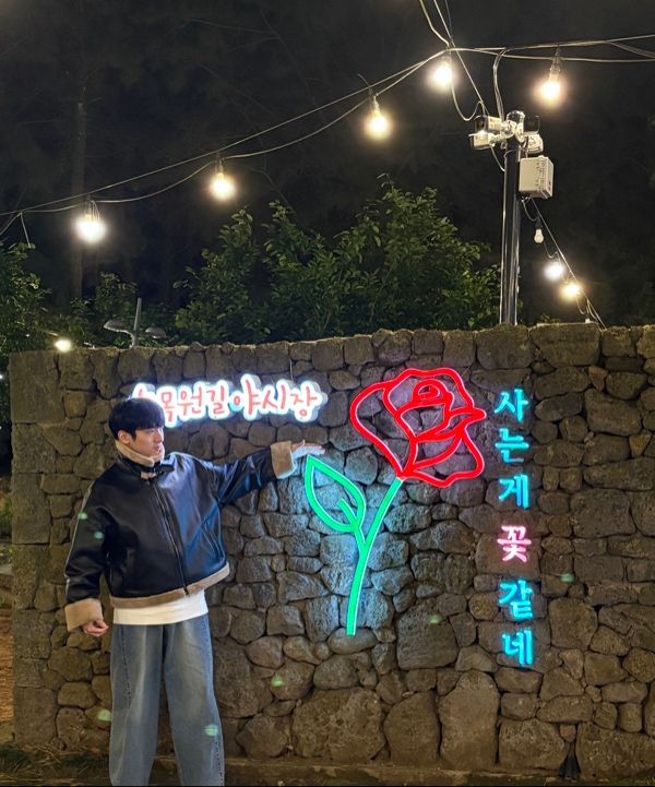 MUSINSA | VTWO 70238 Crop Coating Mustang_Beige