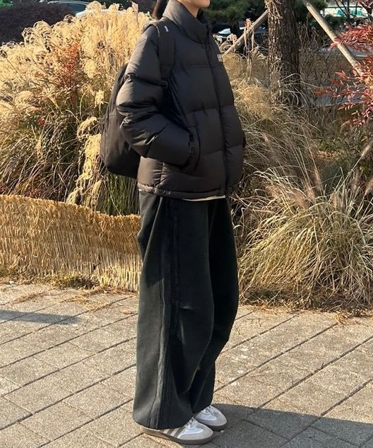 MUSINSA | Codegraphy [24 years Ver.] RDS Essential Duck Down Pupa Short Padding_Sky Blue