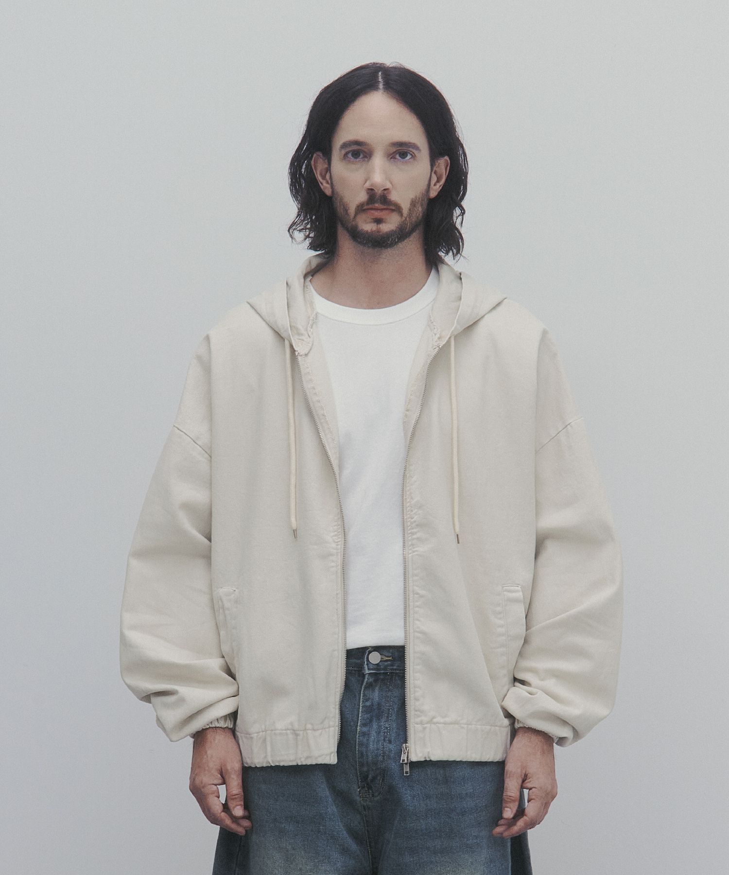 MUSINSA公式 | ANDAGAIN Stonewashed Hooded Zip-Up (White)