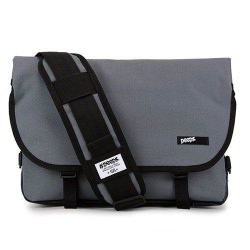 MUSINSA公式 | PEEPS [Peeps] Essential Messenger Bag Charcoal