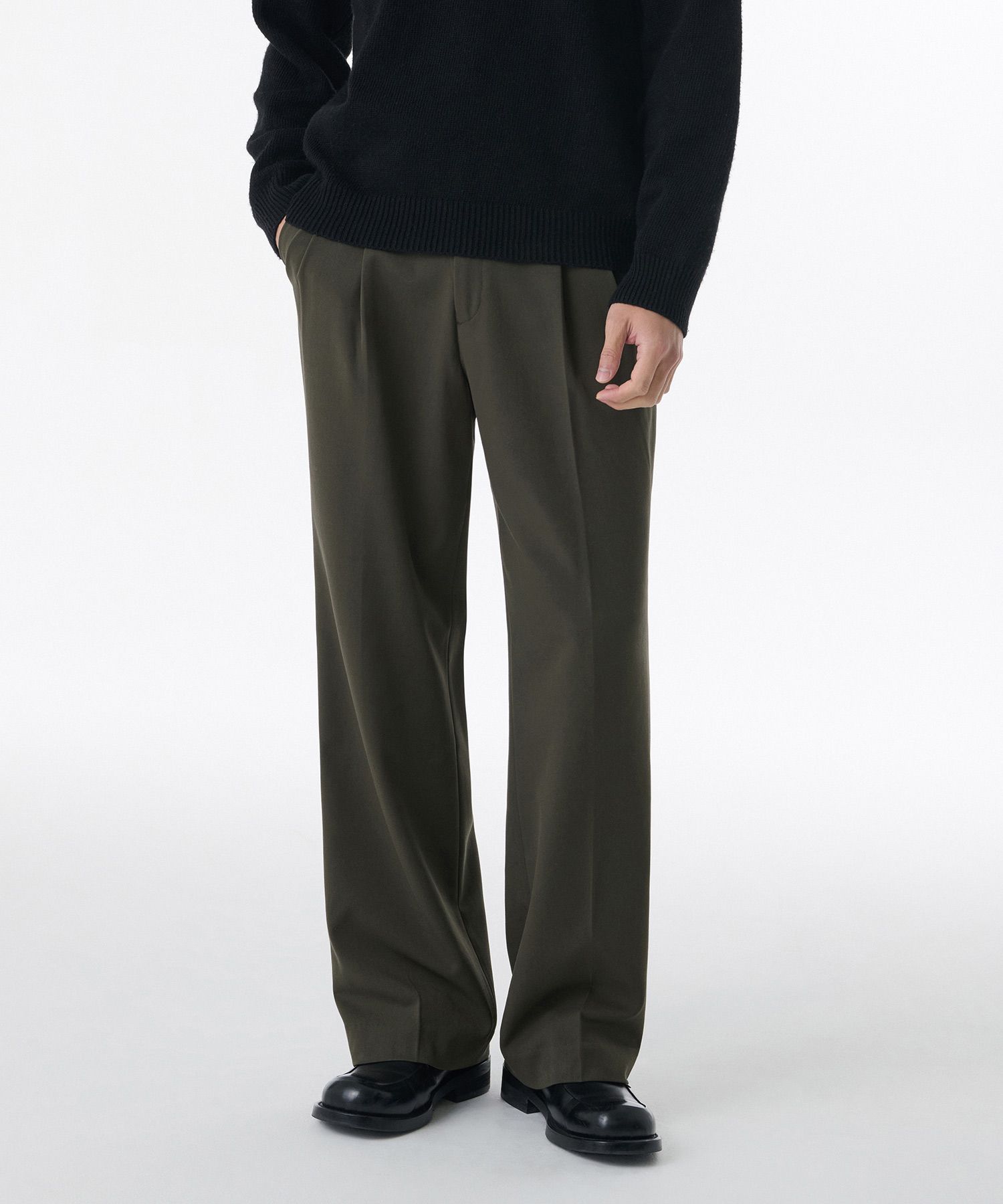 MUSINSA | MUSINSA STANDARD REAL WIDE HIDDEN ELASTIC WAISTBAND SLACKS ...